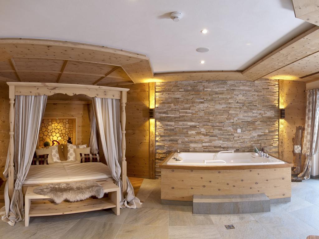 Wellnesshotel Tirol - Verwöhnhotel Kristall